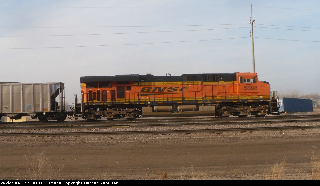 BNSF 5808
